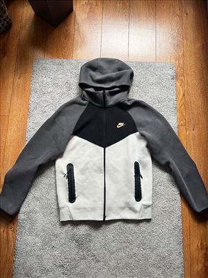 Nike Tech Fleece M