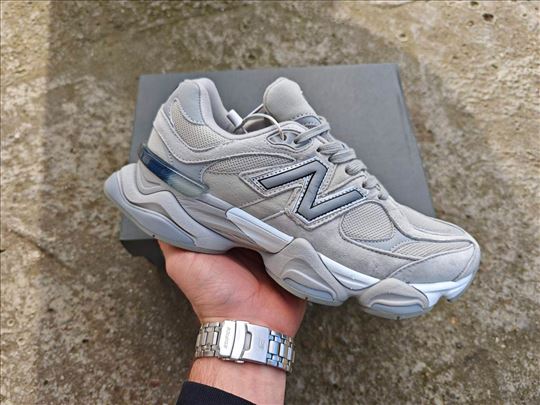 New Balance 9060 Silver Metallic Grey