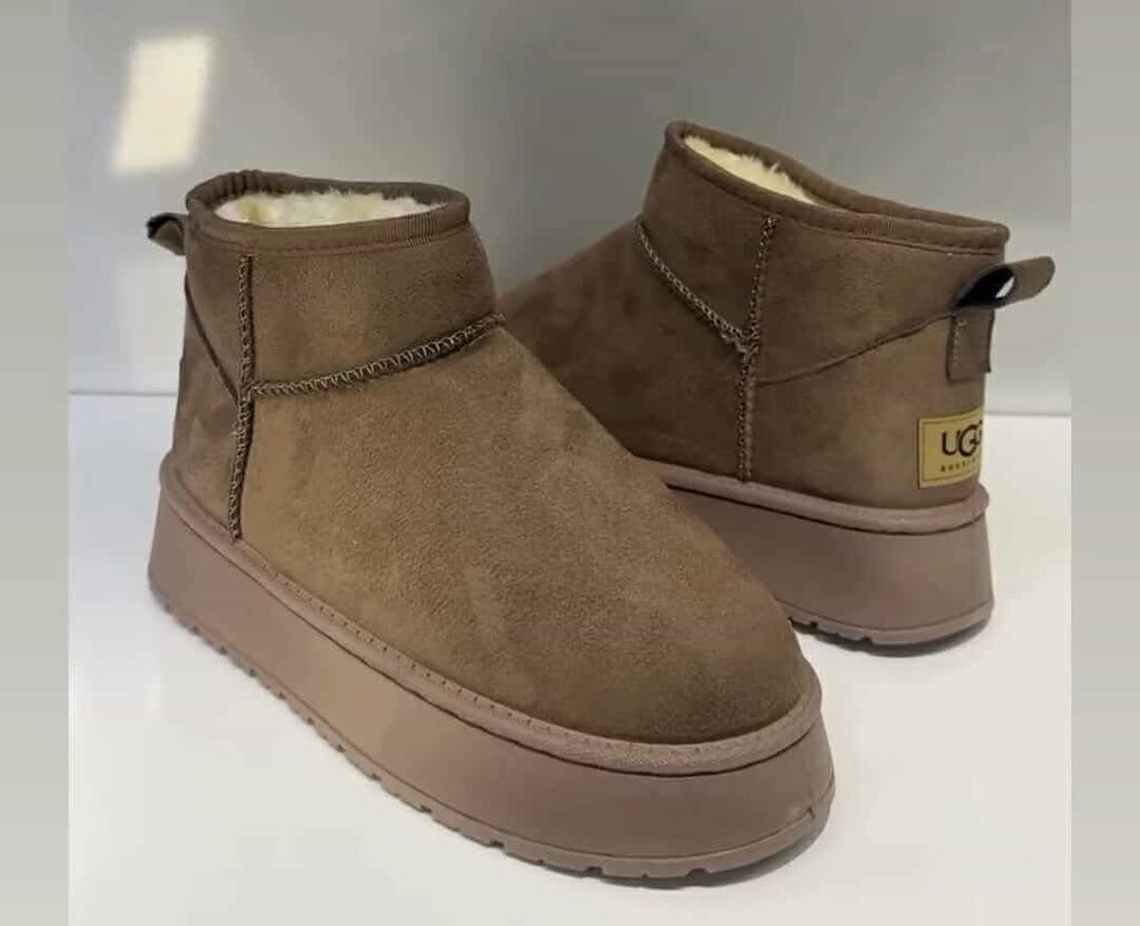 Ugg obuća bоја - Braon