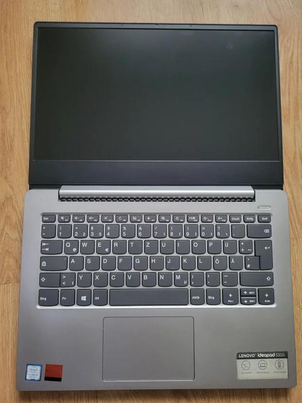 Intel Core i5, 8 GB OZU, 15.6 "