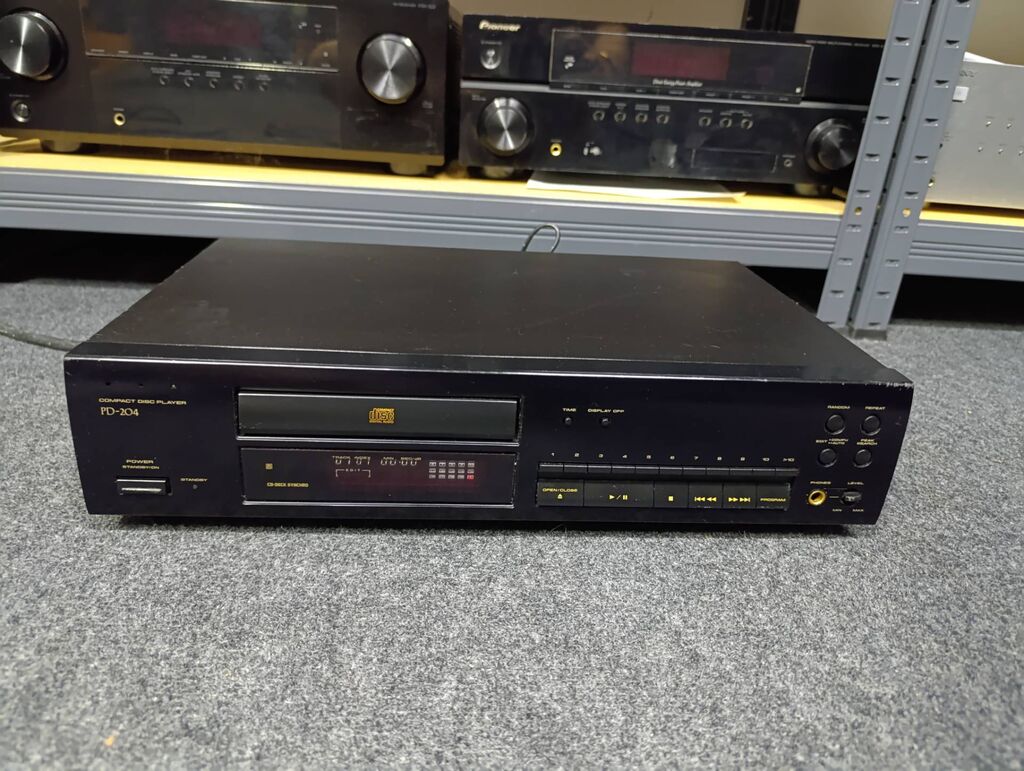 Pioneer PD-204 ISPRAVAN CD PLEJER Compact Disc Player (1995-96)