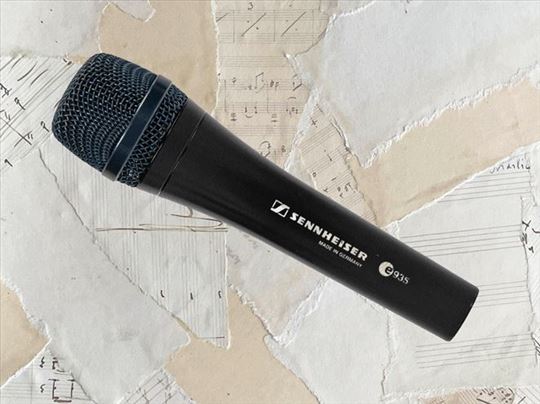 Sennheiser e 935 Evolution Vocal Microphone