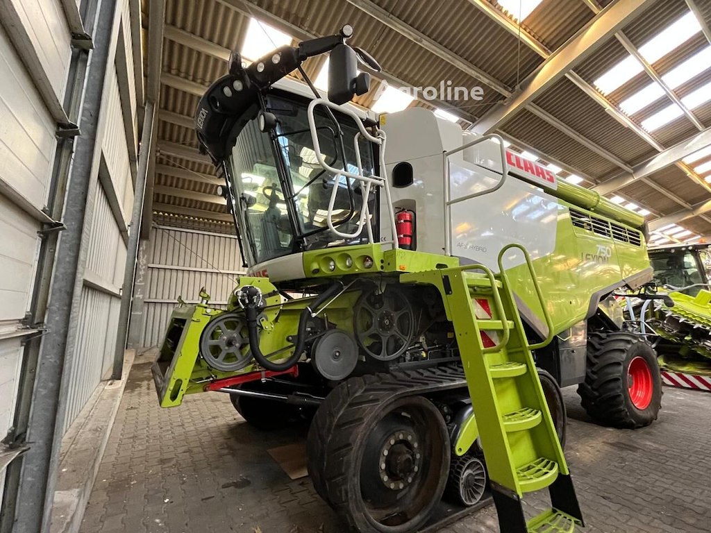 Claas Lexion 750 TT 4WD kombajn za žito