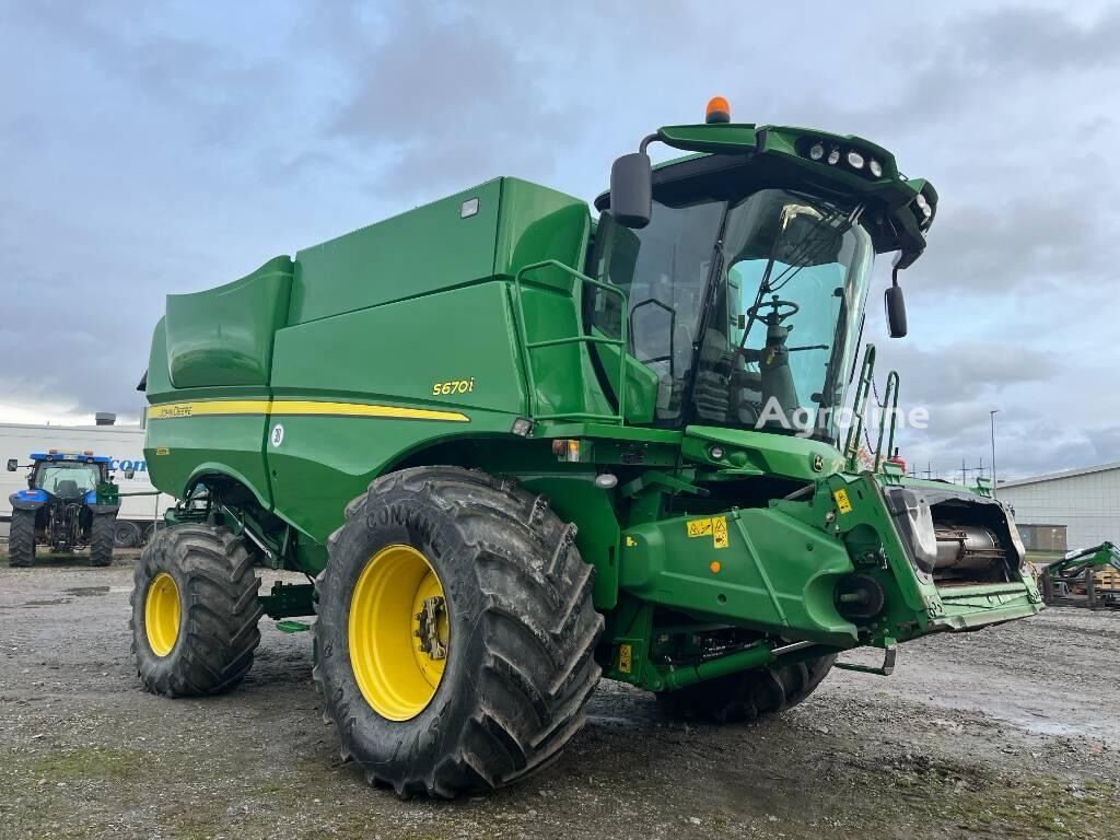 John Deere S670i kombajn za žito