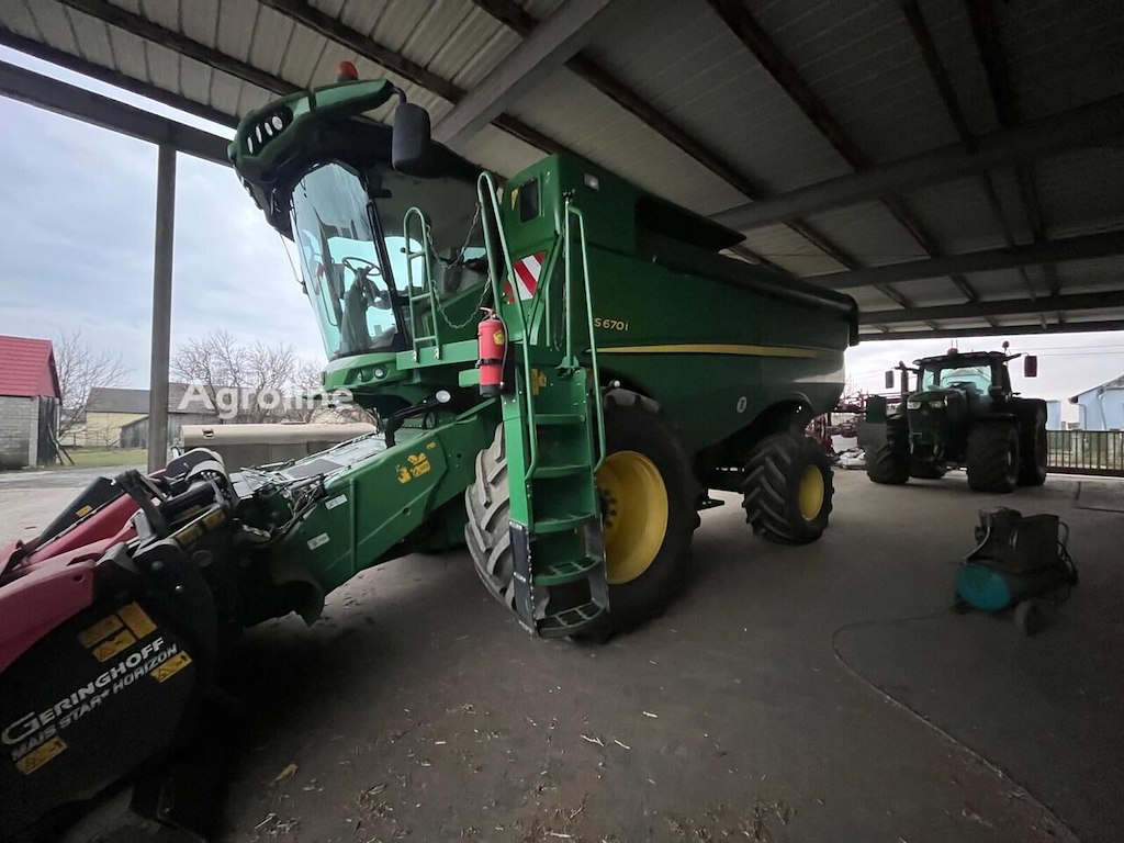 John Deere S670i kombajn za žito