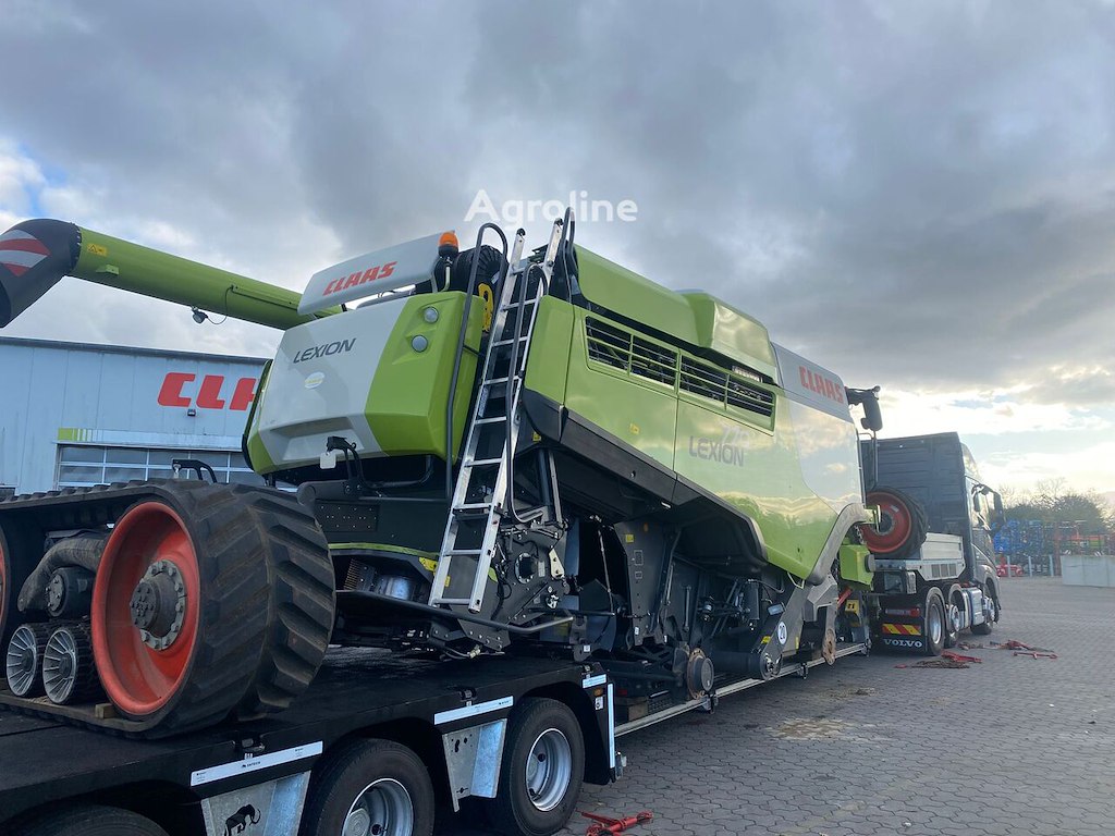 Claas Lexion 770 TT v Naiavnosti. kombajn za žito