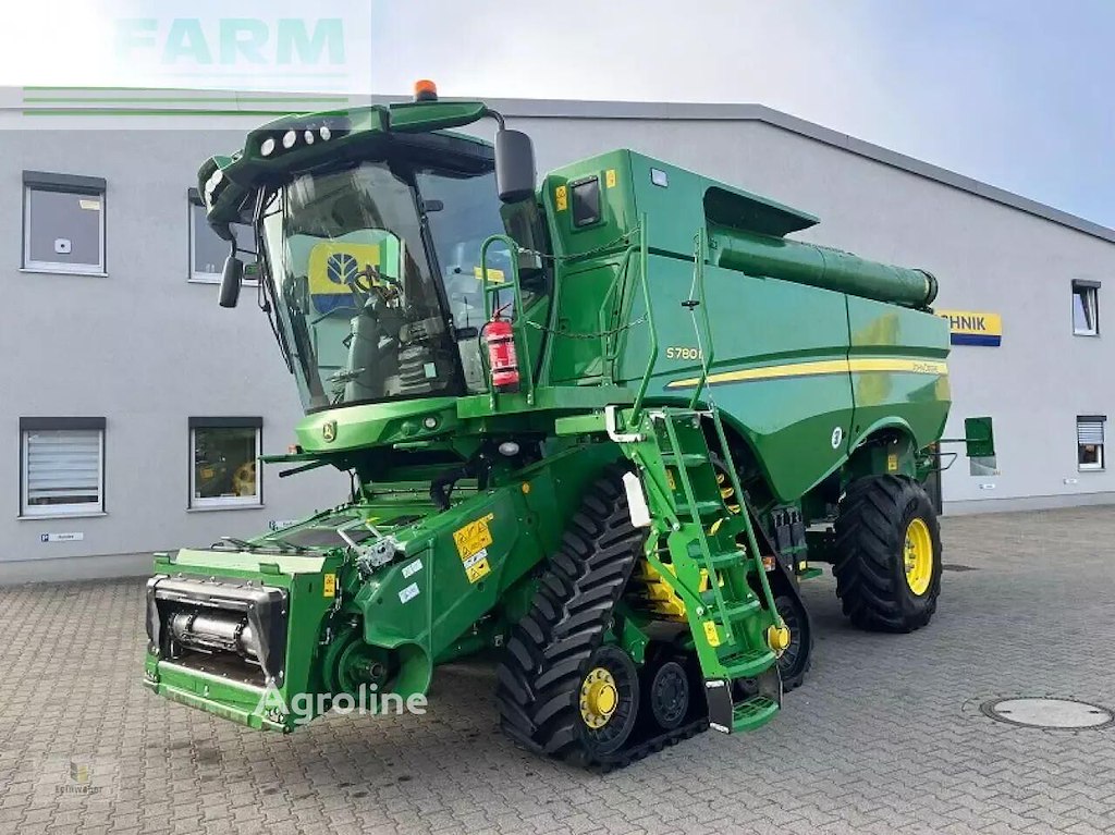John Deere s 780i kombajn za žito