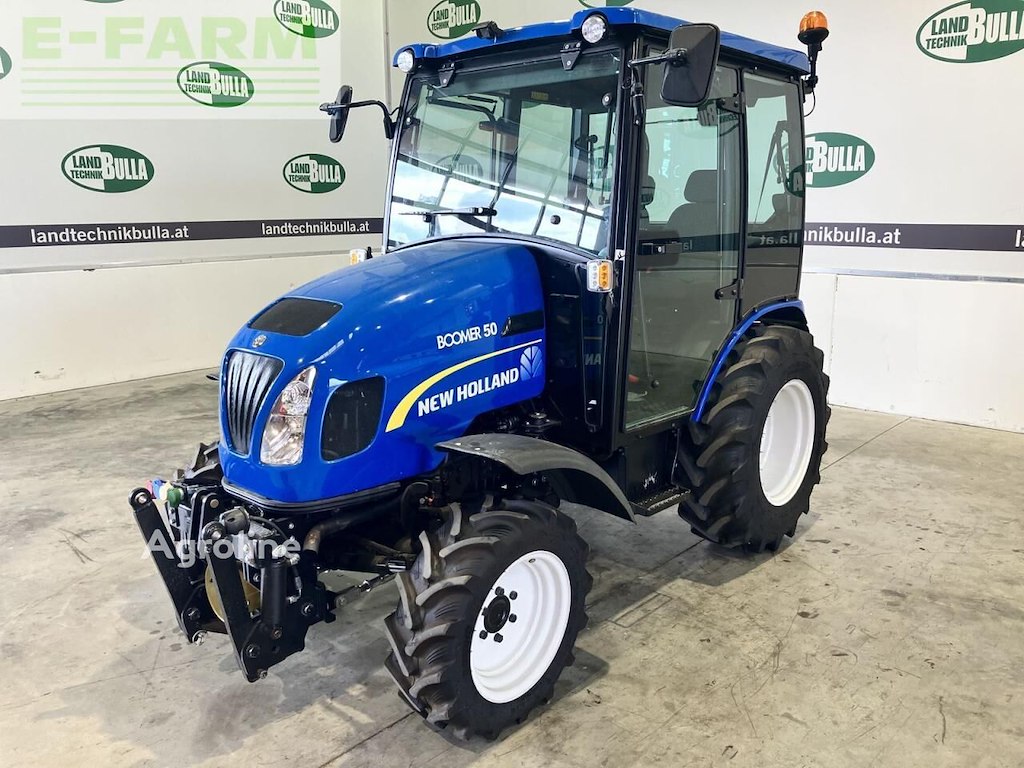 New Holland boomer 50 traktor točkaš