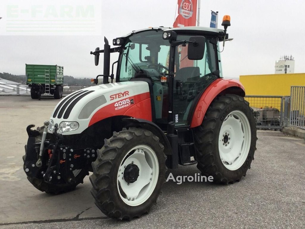 Steyr 4085 kompakt traktor točkaš