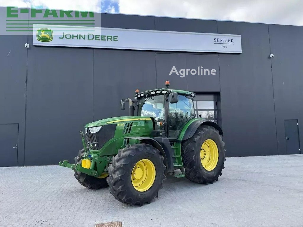 John Deere 6210r traktor točkaš