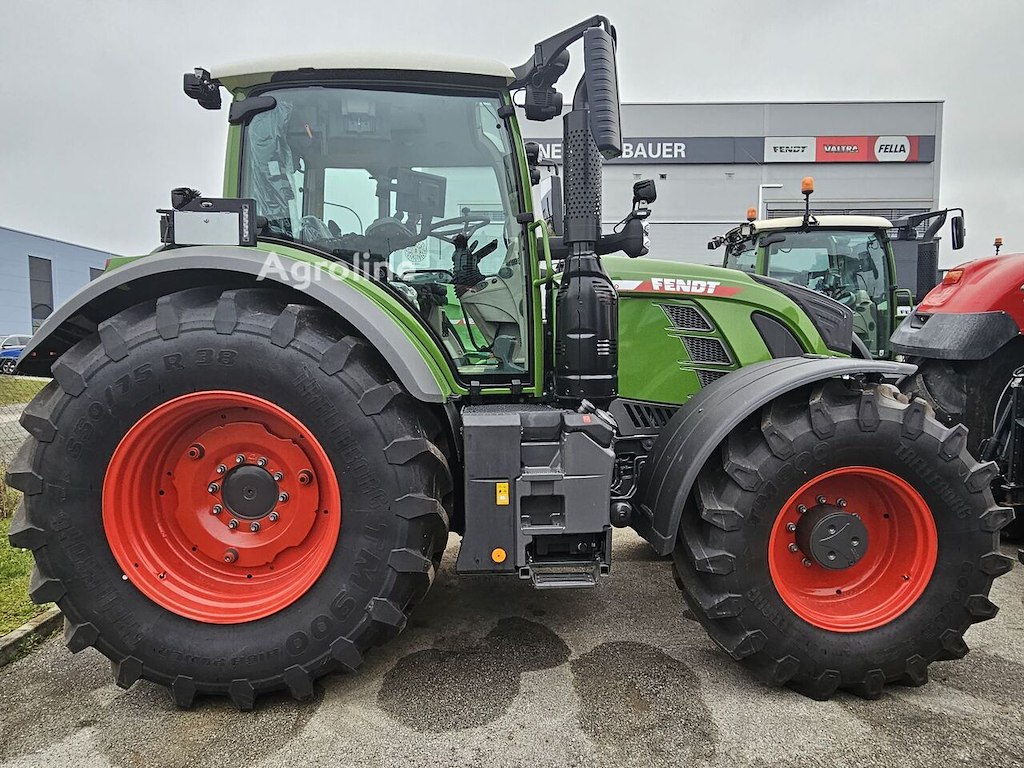 Fendt 724 Vario Profi+ traktor točkaš