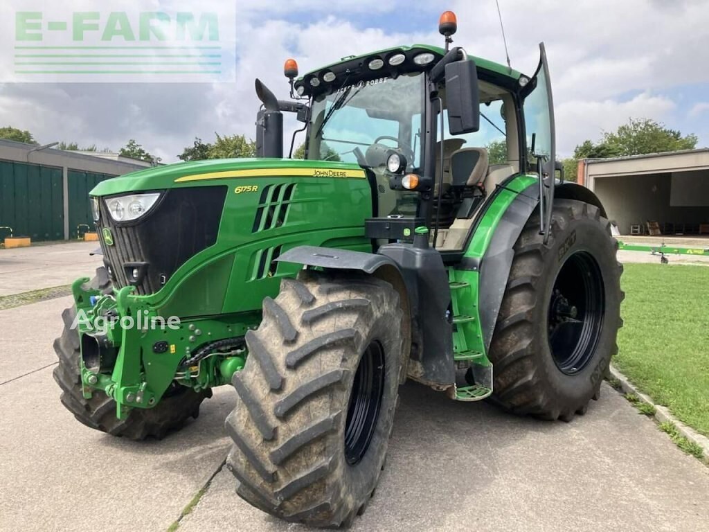 John Deere 6215r traktor točkaš