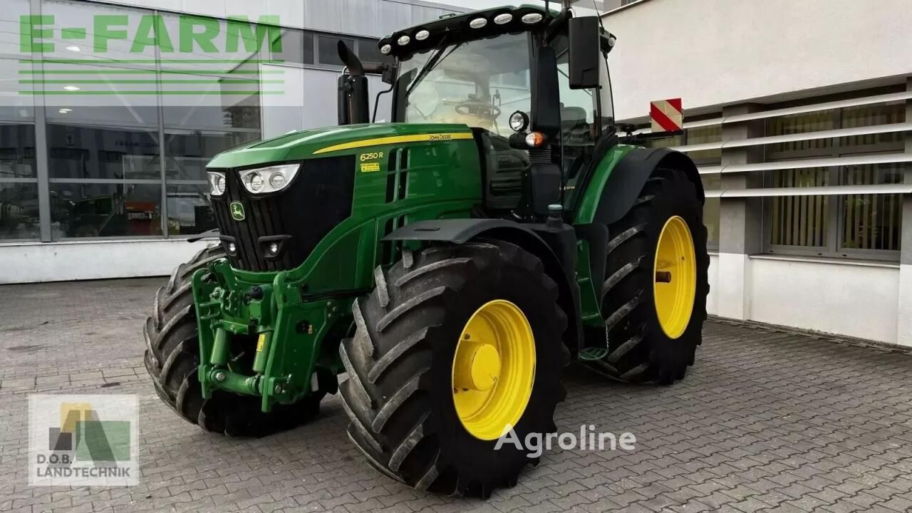 John Deere 6250r traktor točkaš