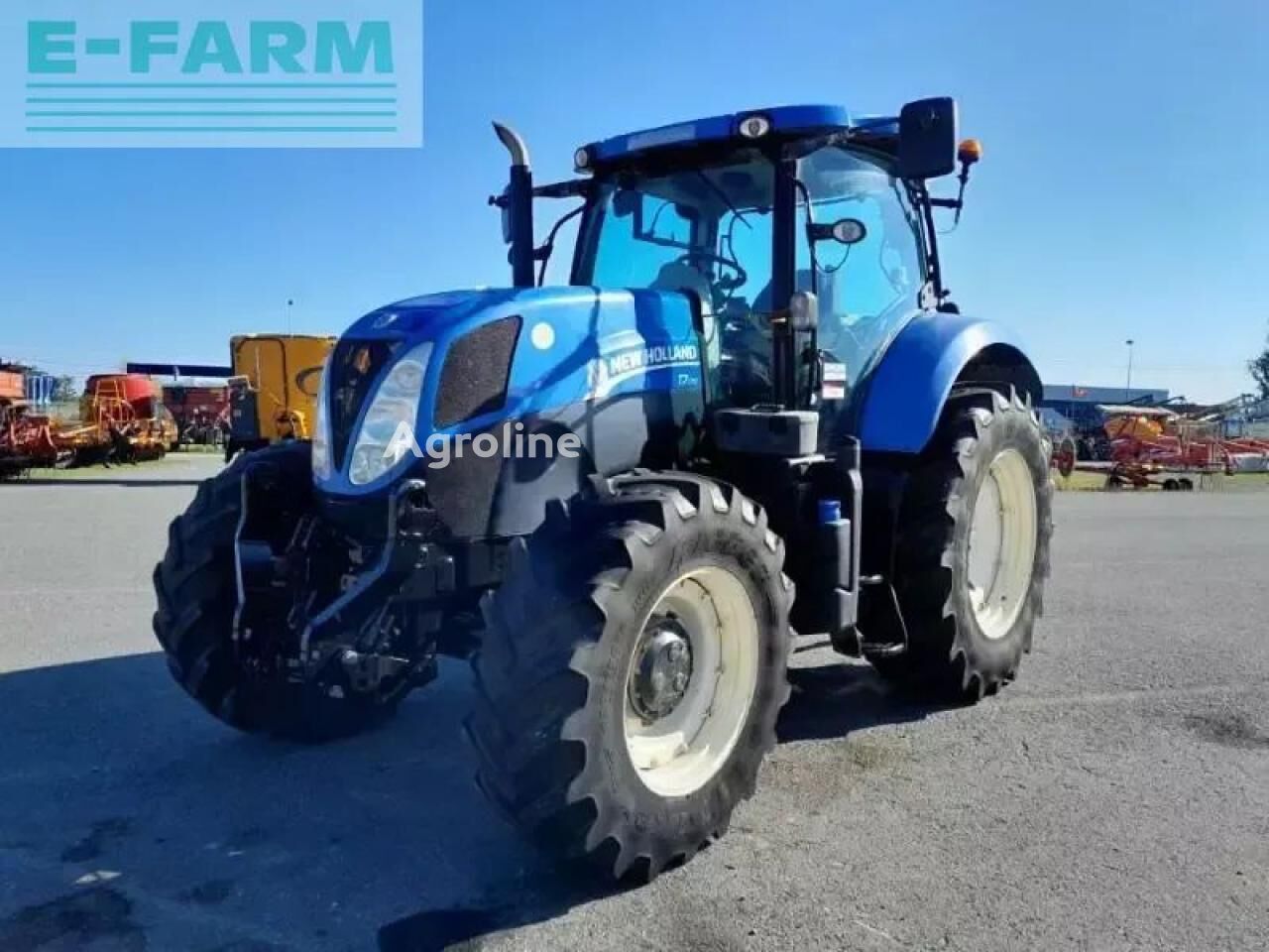 New Holland t7-170rc traktor točkaš