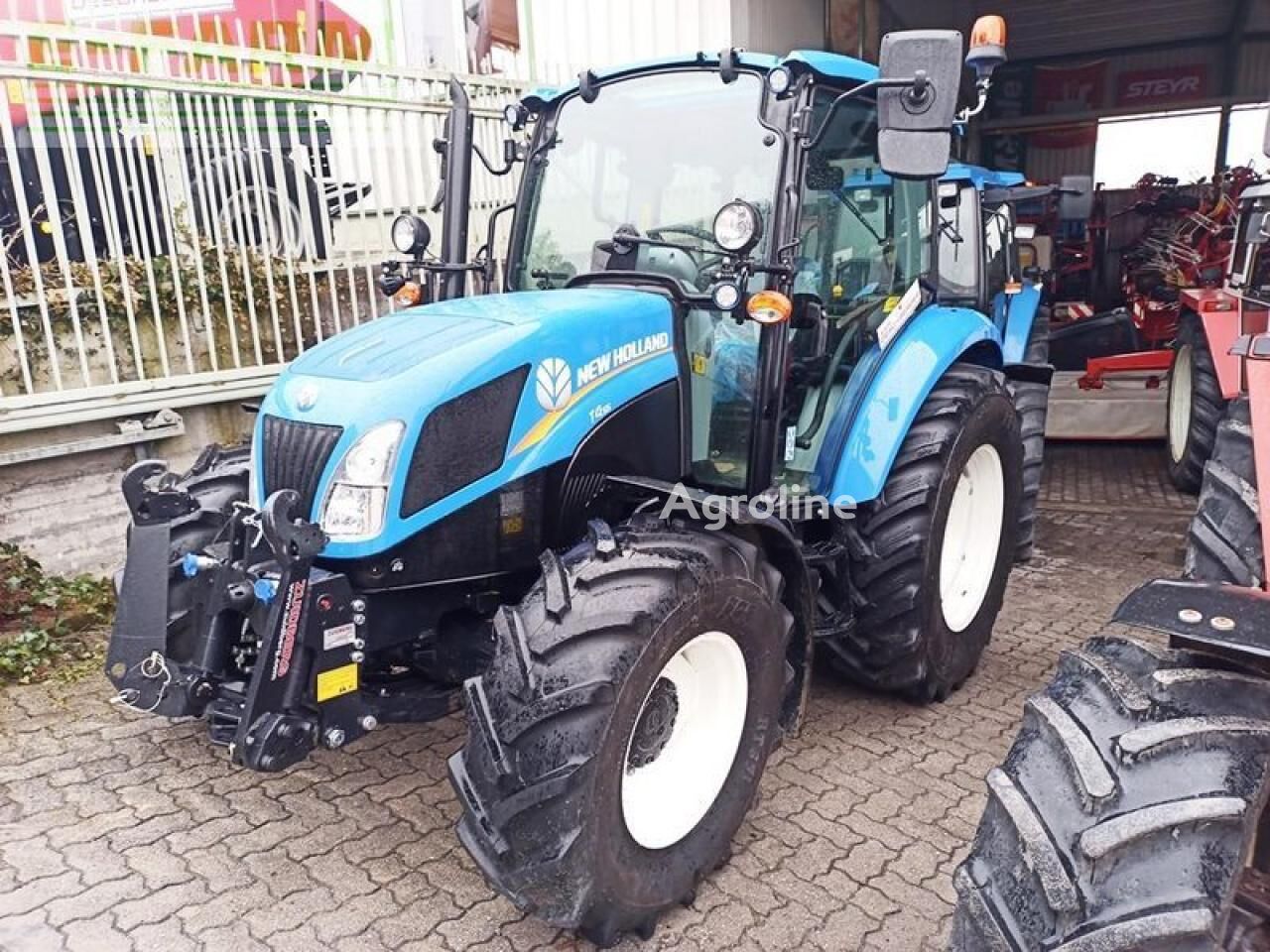 New Holland t4.55 stage v traktor točkaš