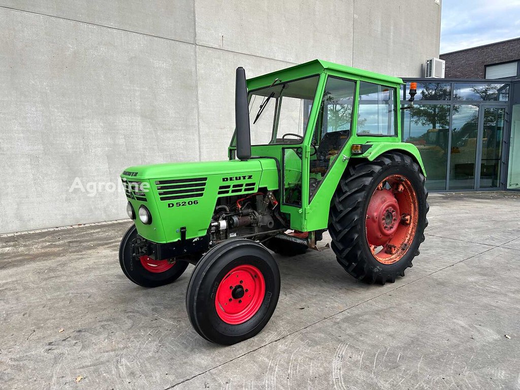 Prodaje se Deutz D5206 traktor točkaš na aukciji