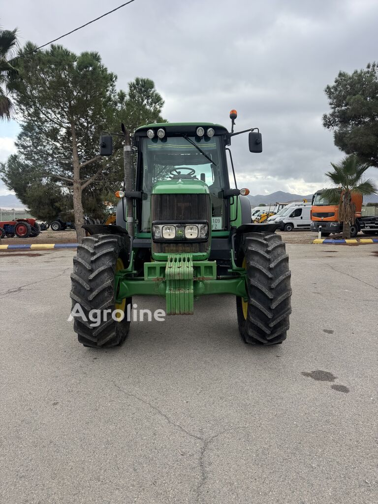 John Deere 6630 traktor točkaš