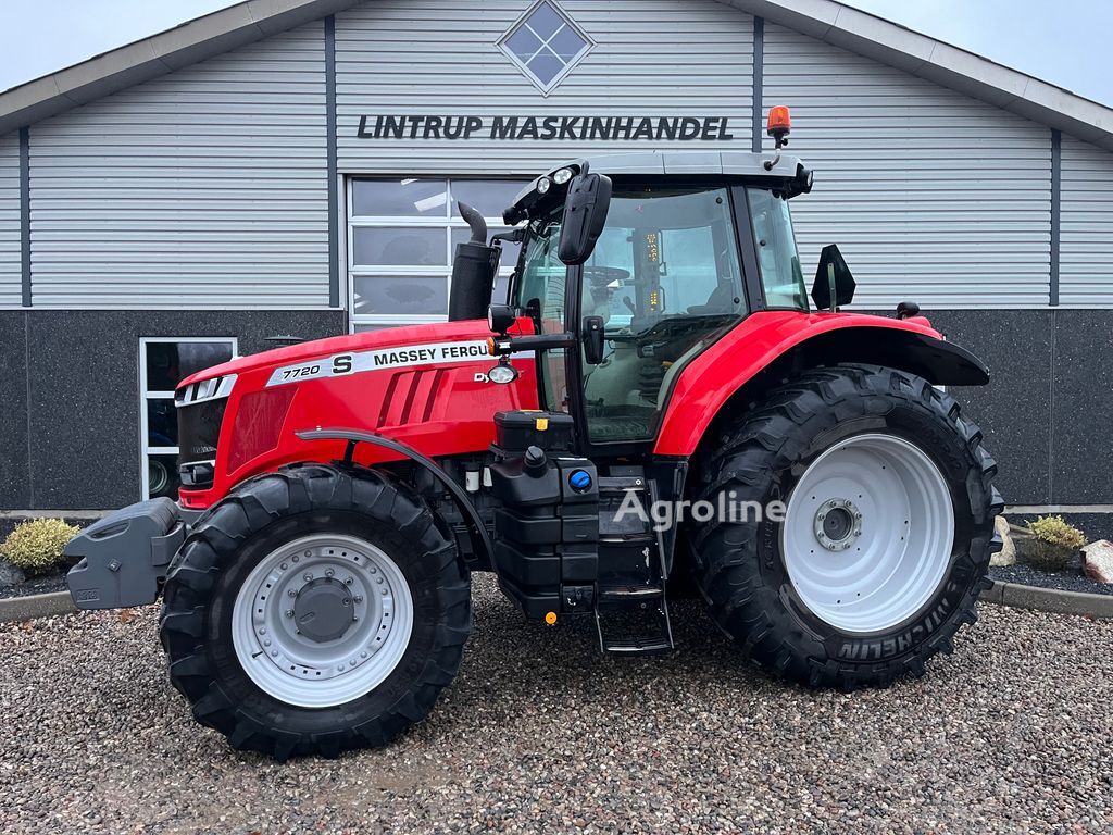Massey Ferguson 7720S Exclusive Dyna VT traktor točkaš