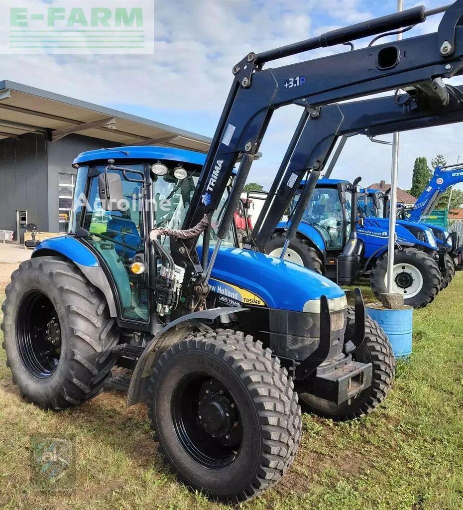 New Holland td5040 traktor točkaš