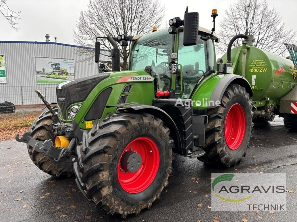Fendt 724 Vario S4 traktor točkaš