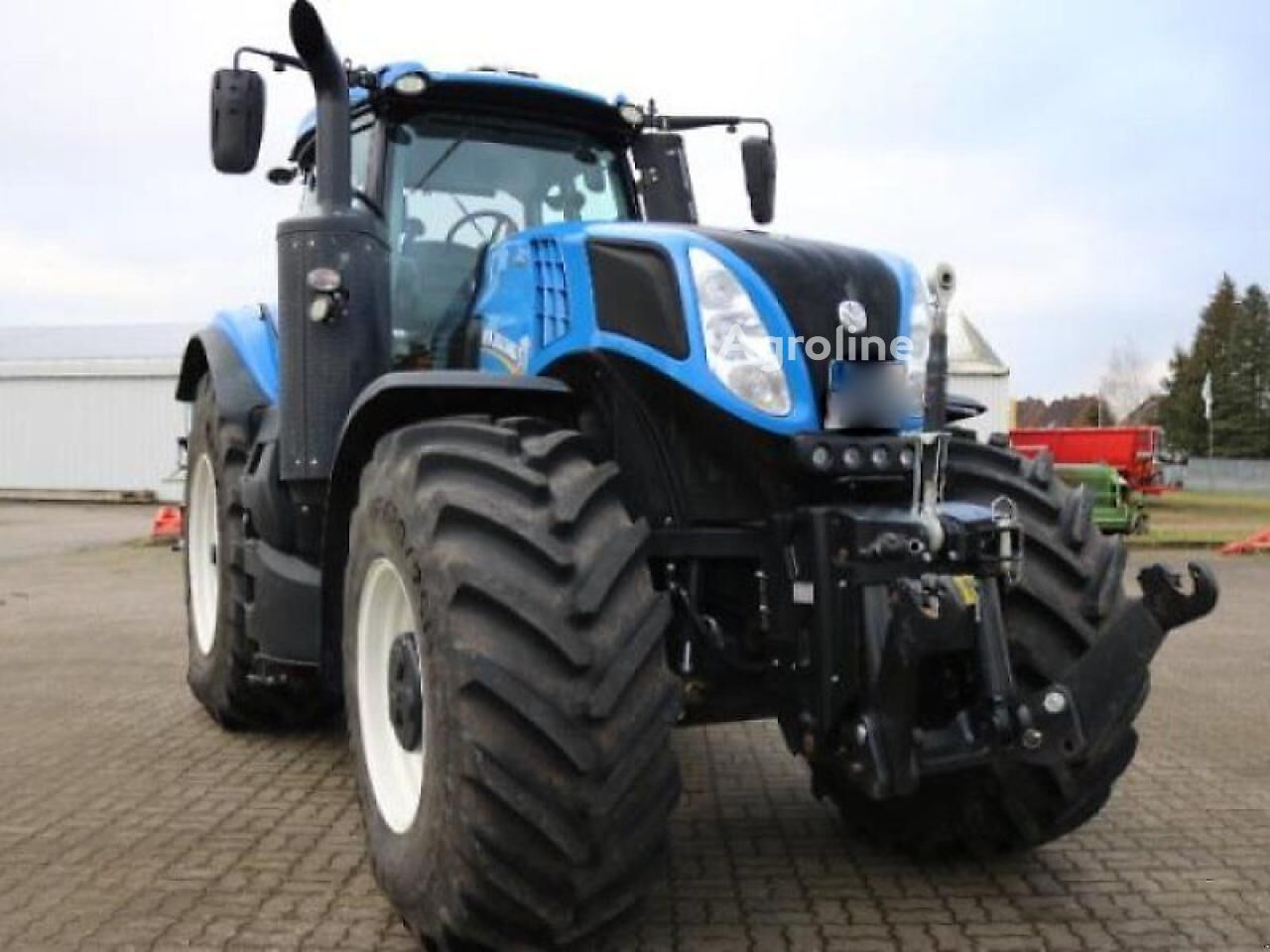 New Holland T 8.380 AC traktor točkaš