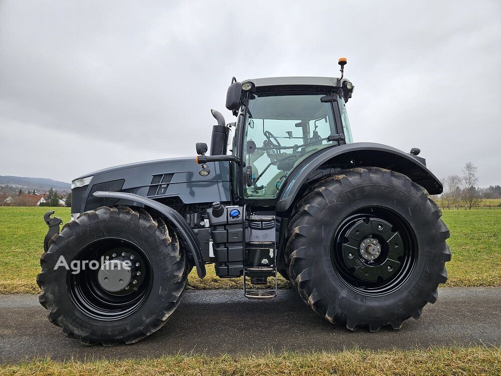 Massey Ferguson MF 8727 Dyna-VT Exclusive MF BEAR traktor točkaš