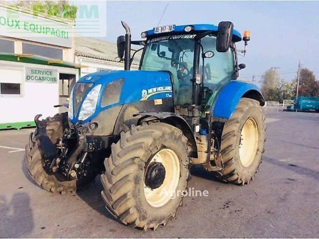 New Holland t7.185 traktor točkaš