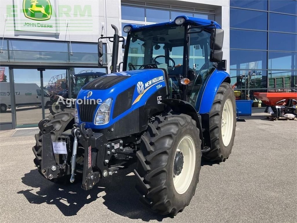 New Holland td5.85 traktor točkaš