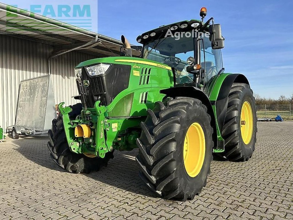 John Deere 6215r traktor točkaš
