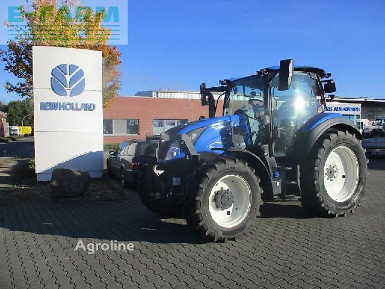New Holland t5.110 dynamic command traktor točkaš