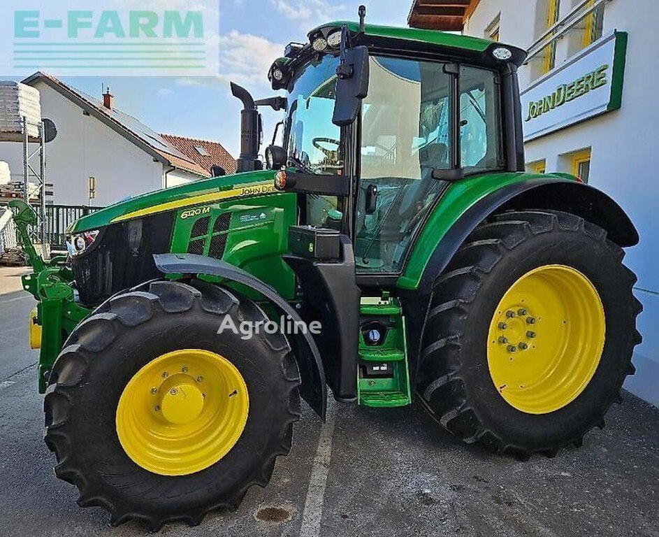 John Deere 6120m traktor točkaš
