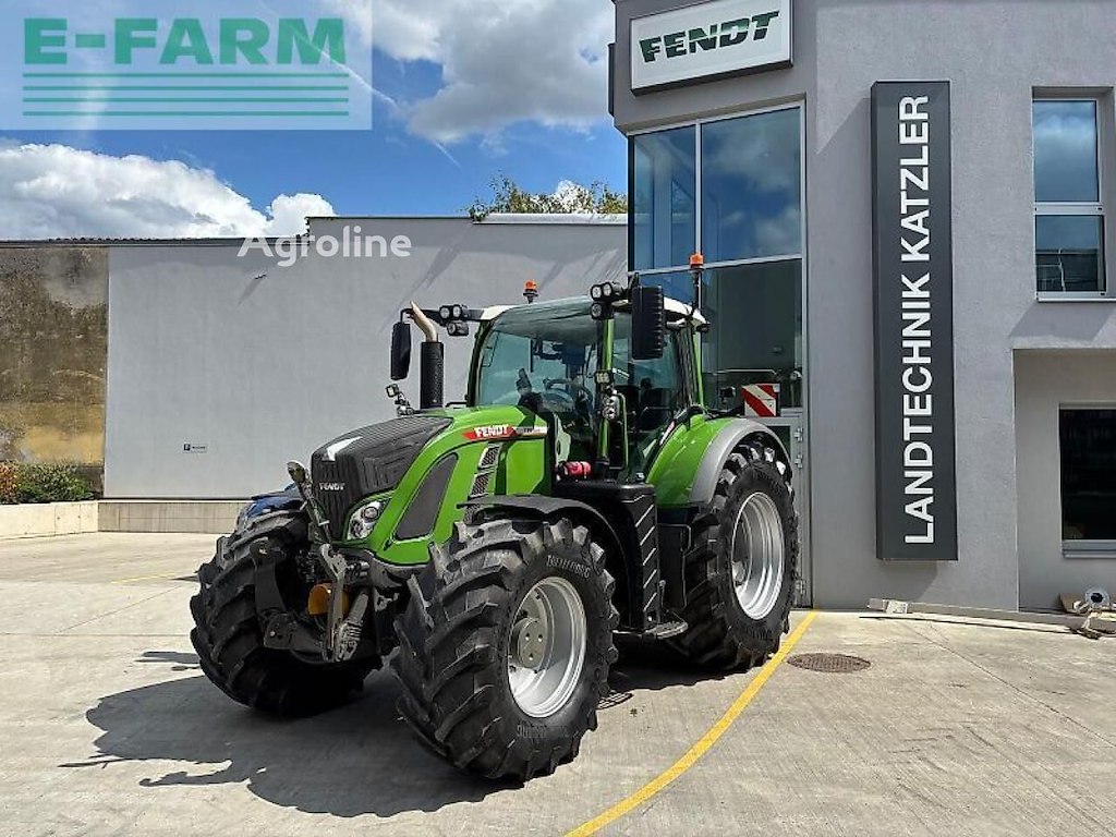 Fendt 724 vario traktor točkaš