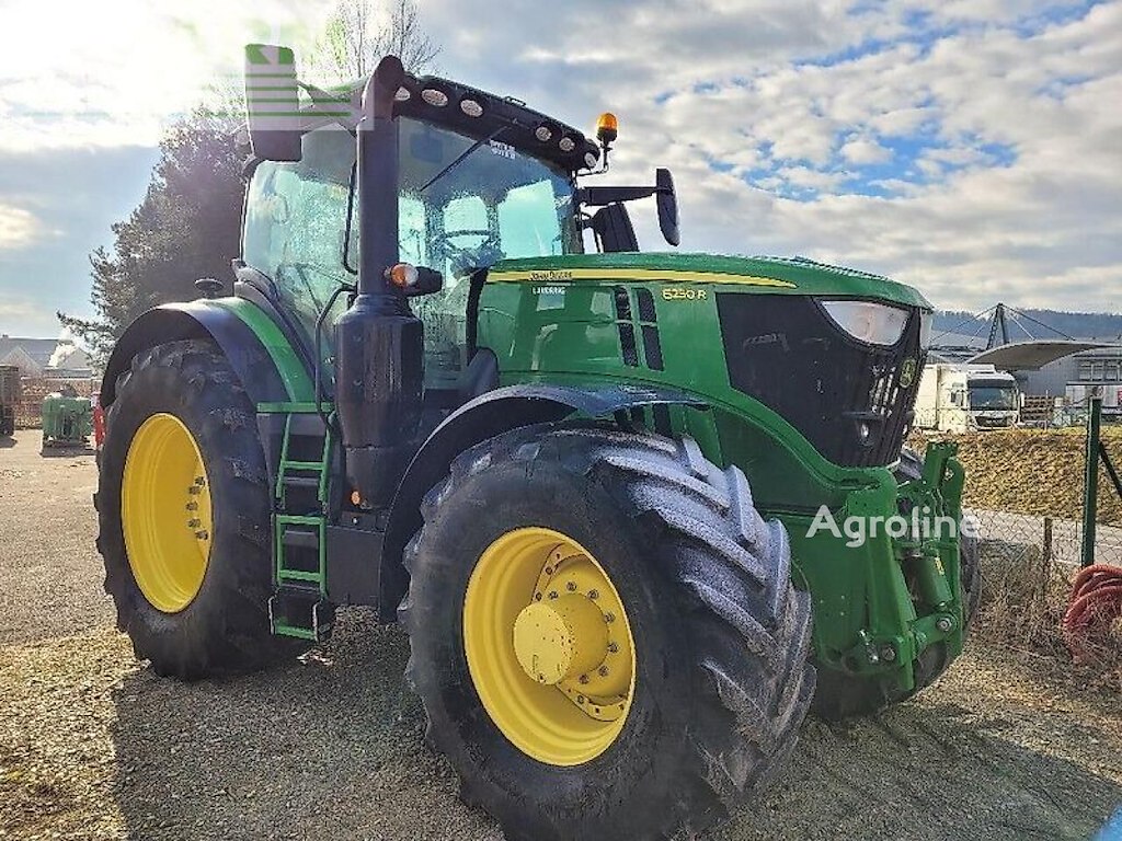 John Deere 6250 r traktor točkaš
