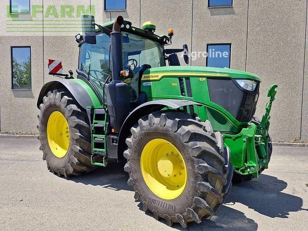 John Deere 6r 250 traktor točkaš