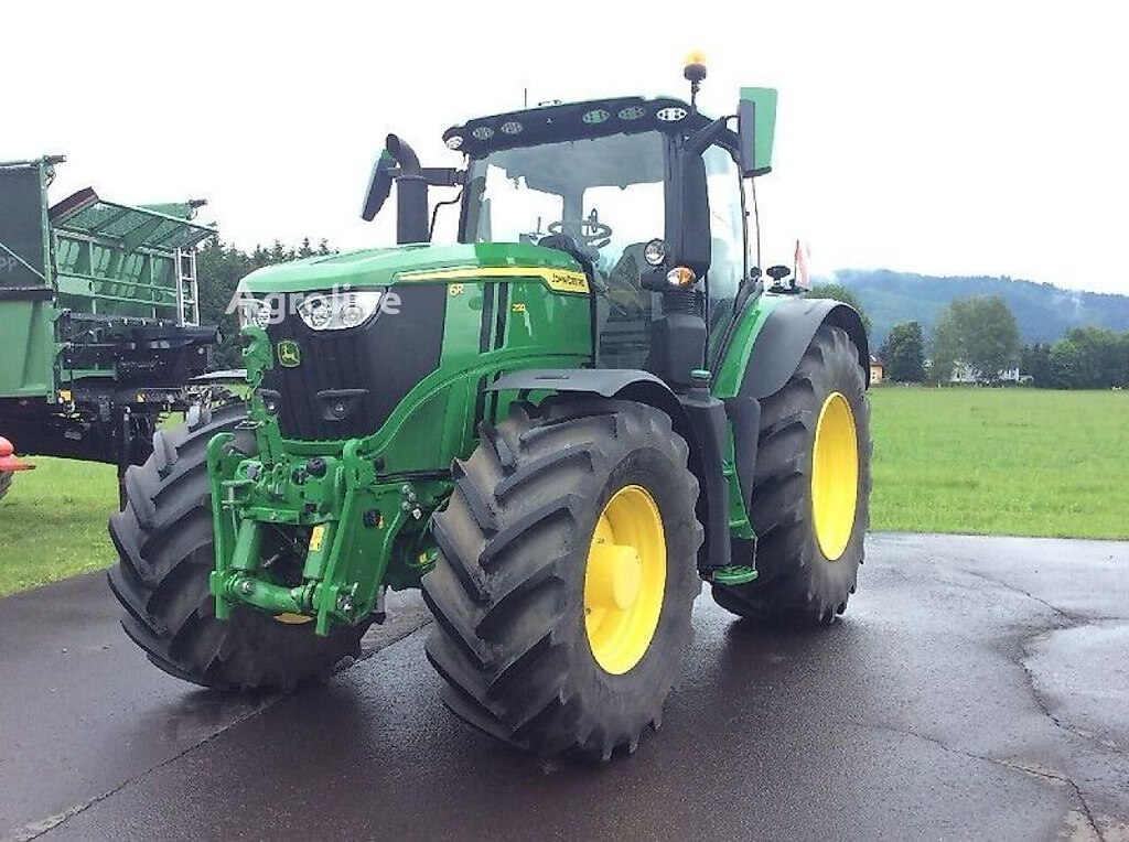 John Deere 6r 250 traktor točkaš