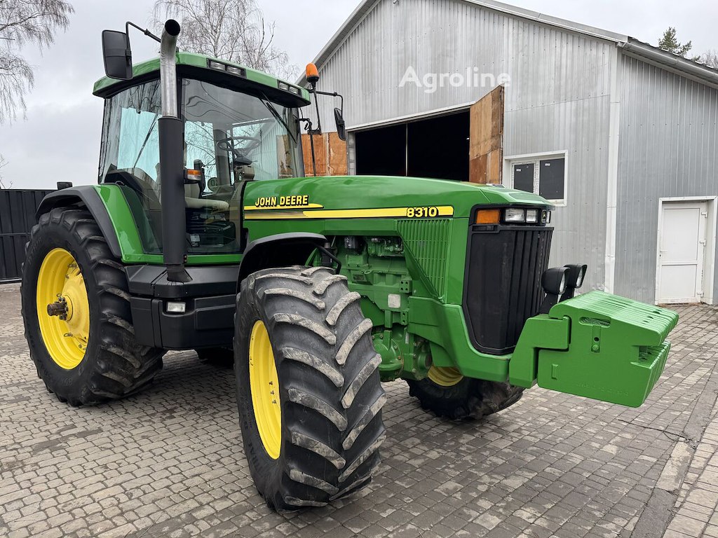 John Deere 8310 traktor točkaš