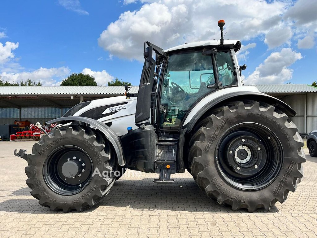 Valtra T 235 Direct traktor točkaš