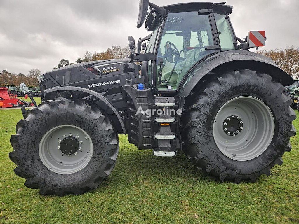 Novi Deutz-Fahr 7250 TTV Agrotron Warrior traktor točkaš