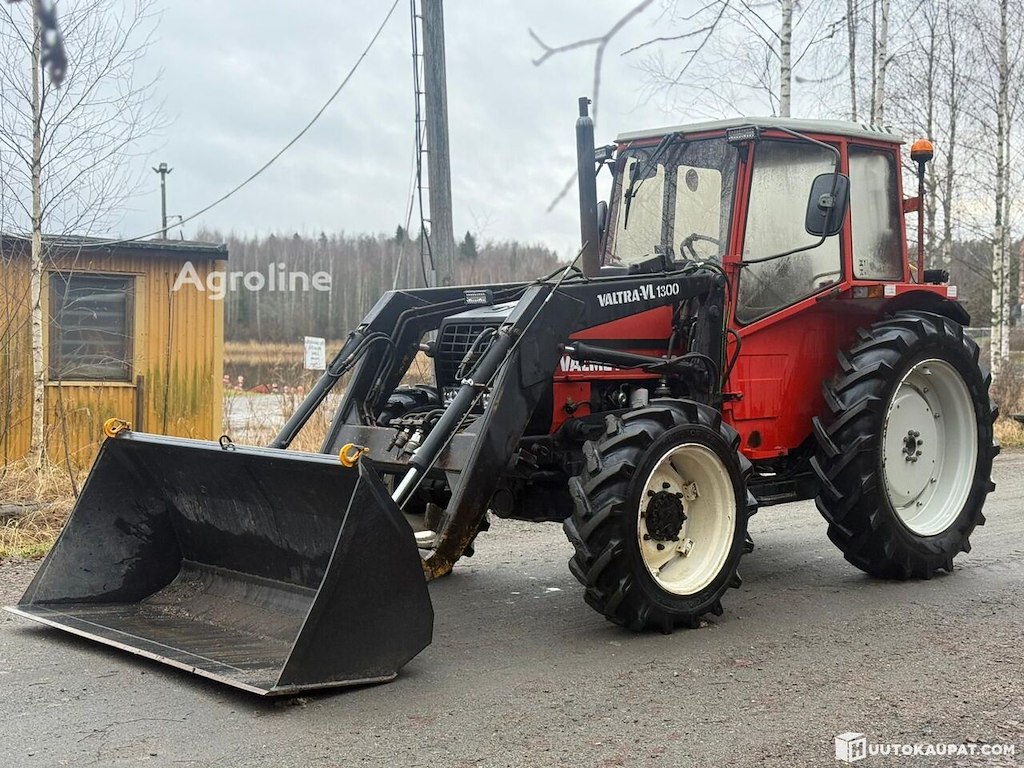 Prodaje se Valmet 604, 4x4 with front loader, 1985 — Well equipped!!, Jyväskylä traktor točkaš na aukciji