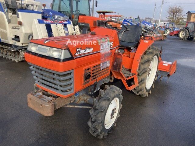 Kubota TRACTOR(Kubota) traktor točkaš