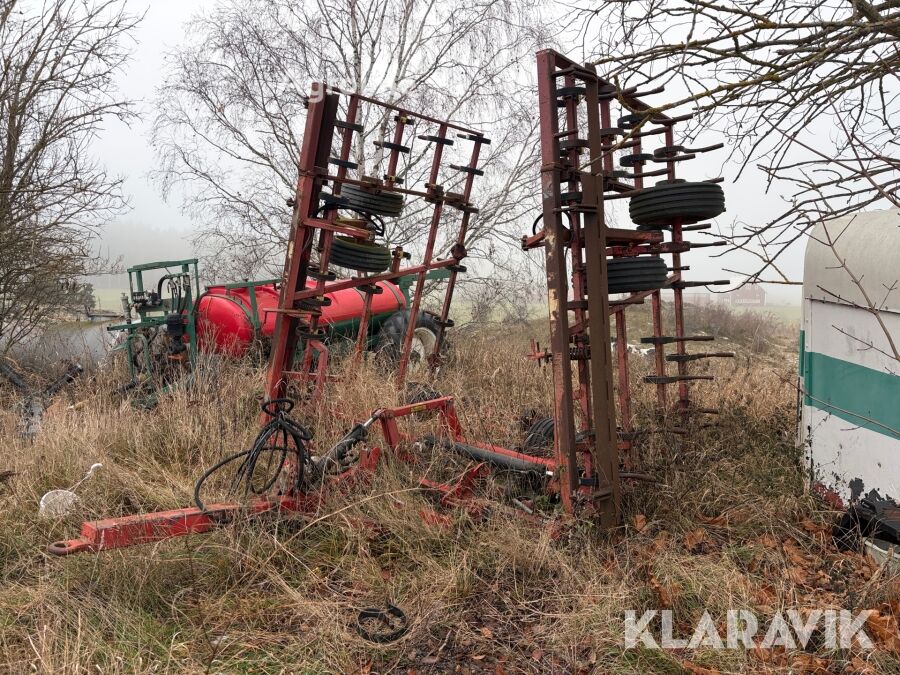Prodaje se Väderstad Harv Väderstad 8m kultivator na aukciji