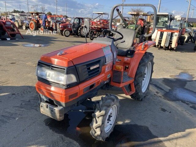 Kubota TRACTOR(Kubota) mini traktor