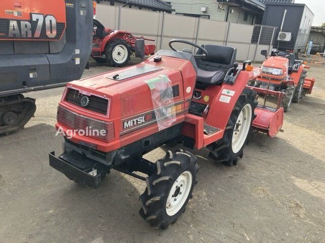 Mitsubishi TRACTOR(Mitsubishi) mototraktor