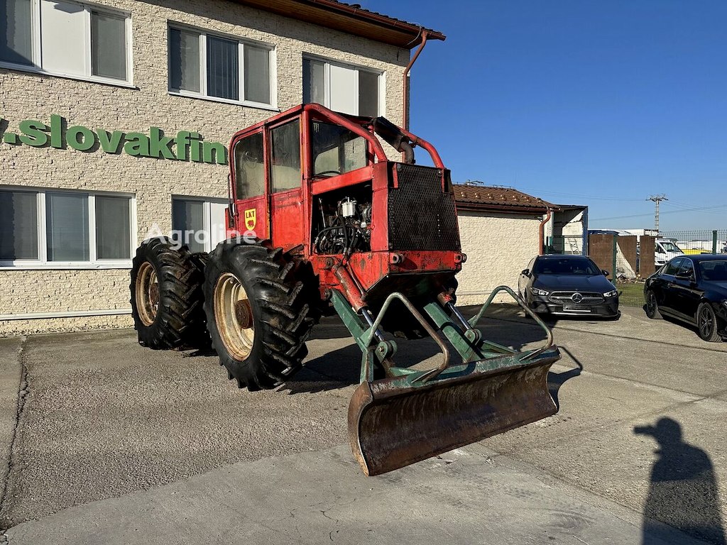 Zetor LKT 80 VIN 498 šumarski traktor