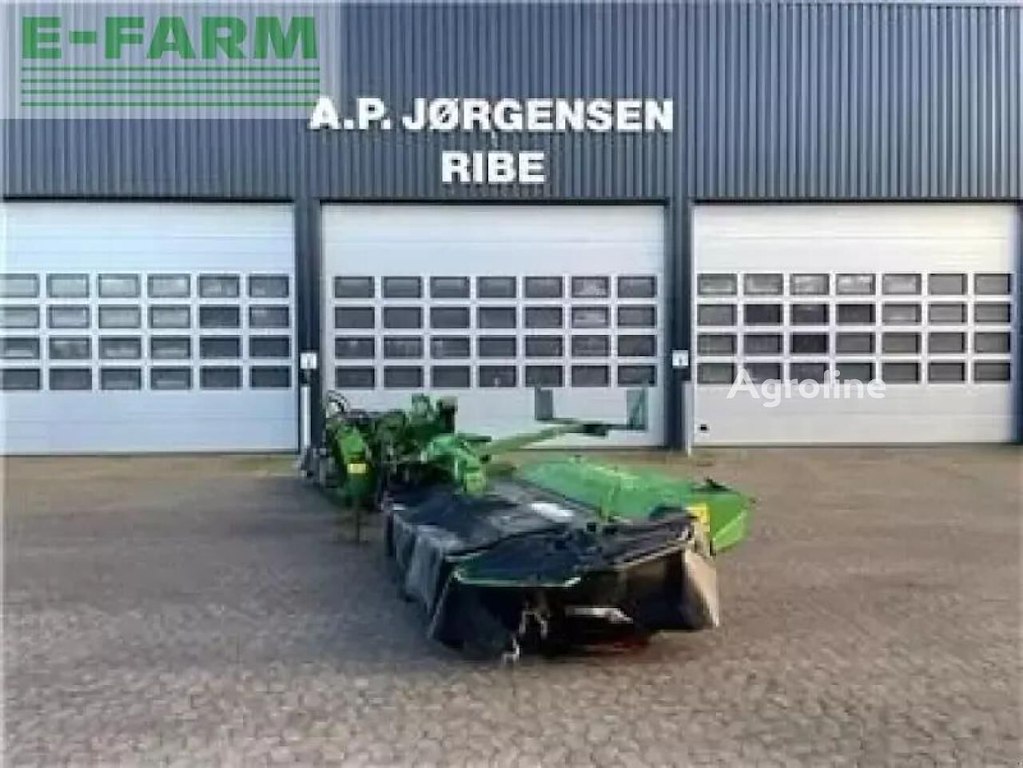 John Deere 388 med crimper rotaciona kosilica