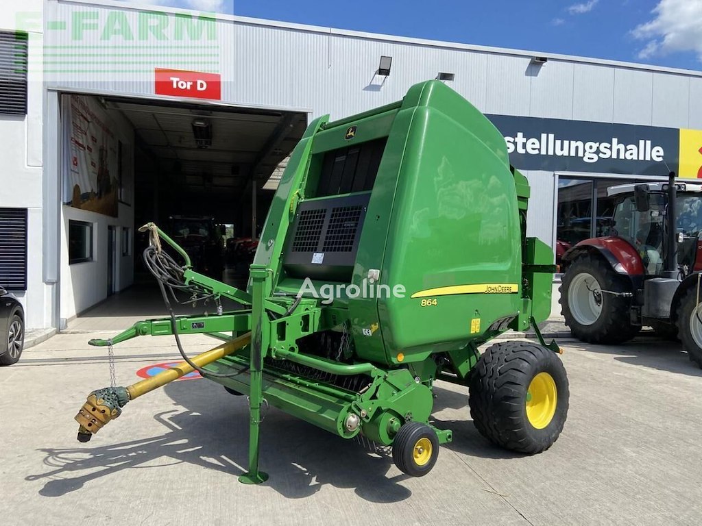 John Deere 864 balirka za četvrtaste bale