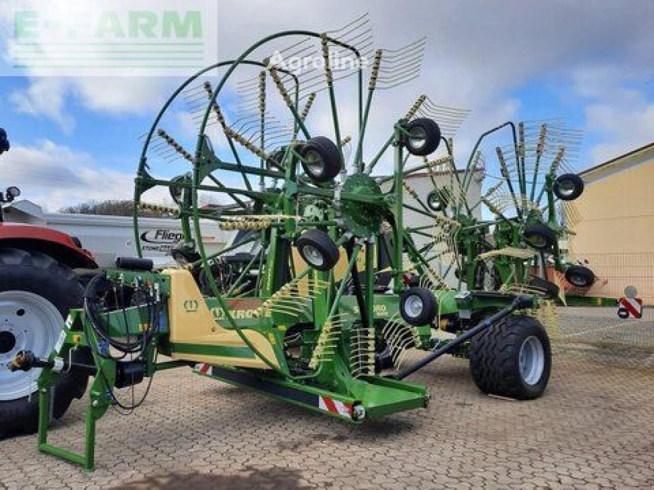 Krone swadro tc 1370 prevrtač sena