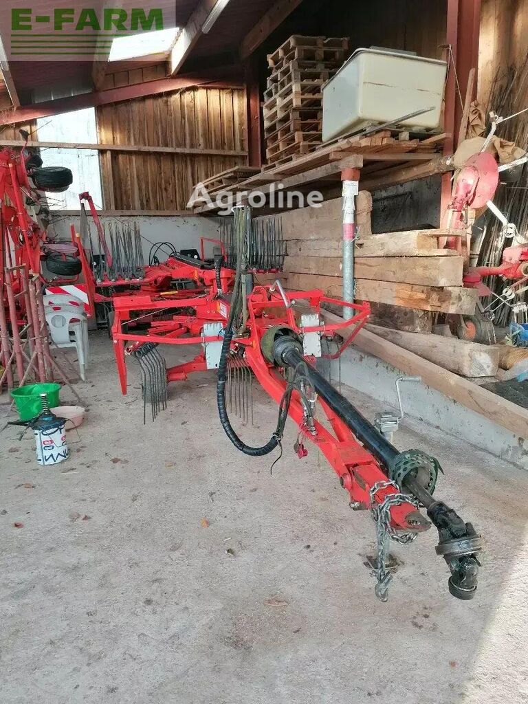 Kuhn ga 6632 trakasti formirač otkosa