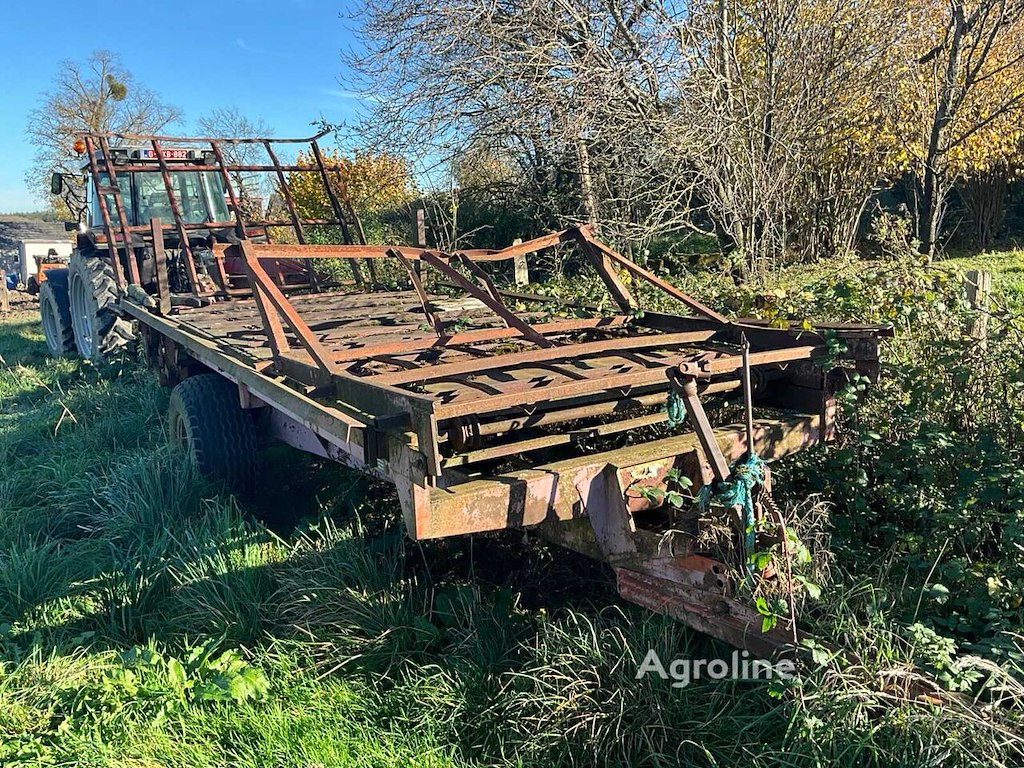 Prodaje se Leboulch prikolicu za seno na aukciji