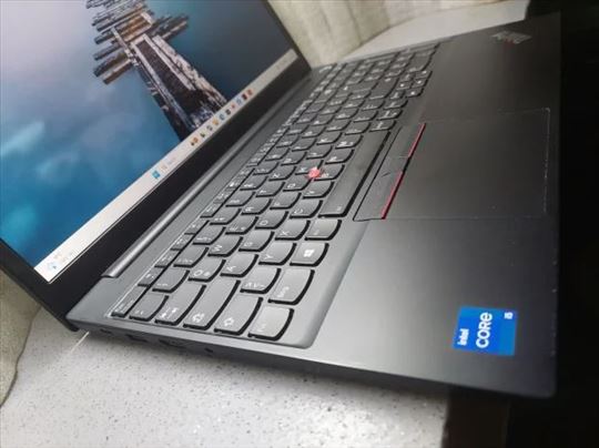 Lenovo Thinkpad E15 G2 i5 1135G7 16GB 512GB Full H